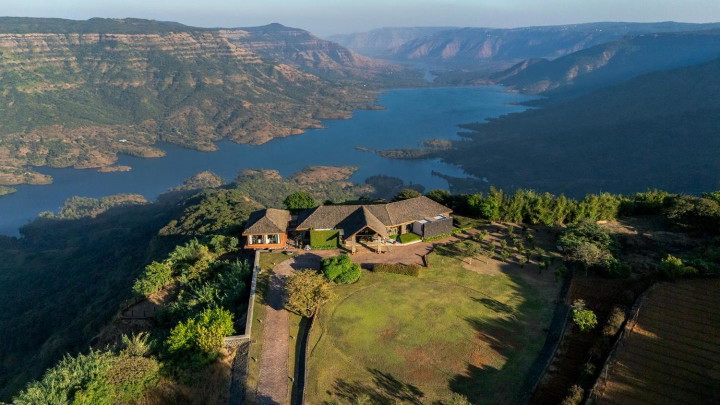 Saffronstays Gold Mist - Mahabaleshwar