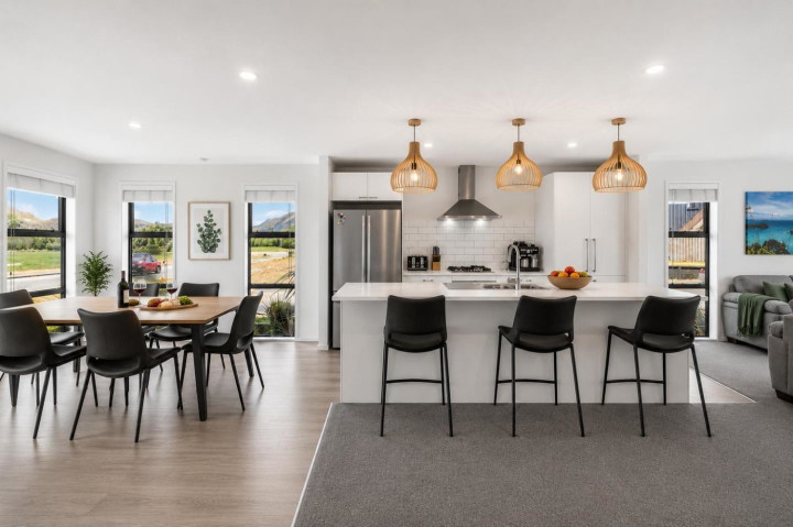 Spacious Family Mountain View Retreat, 4 Bedroom - Arrowtown