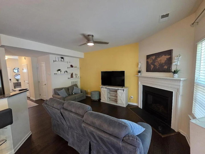 Gated House Near Charlotte Airport - Charlotte