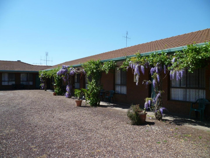 Birch Motel Tocumwal Previously Known As Kanimbla Motor Inn - Cobram