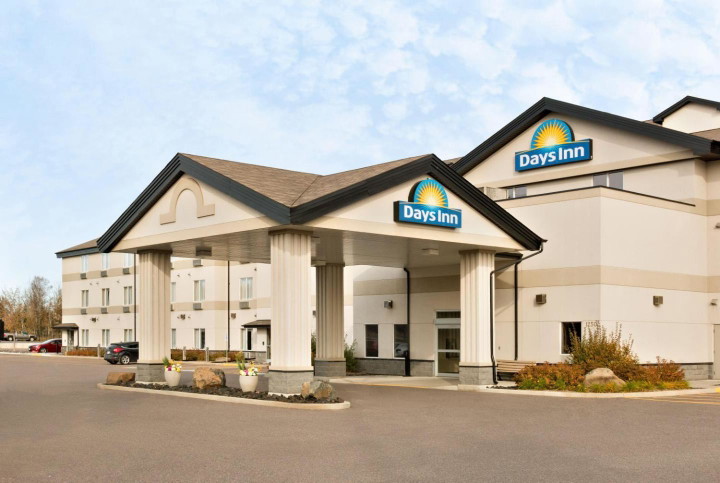 Days Inn By Wyndham Thunder Bay North - Thunder Bay