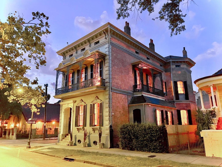 The Lanaux Mansion - Louisiana