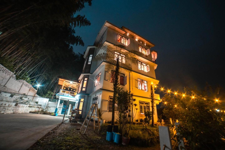 Tag Along 2 0 Hostel Gangtok - Sikkim