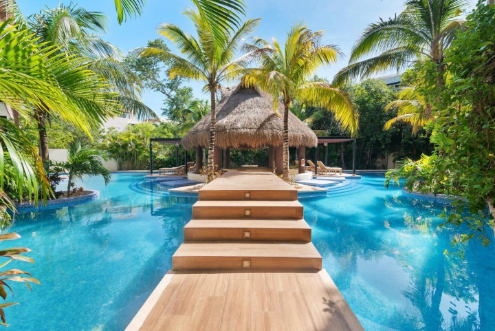 Luxurious Penthouse With Jungle View & Private Pool - Tulum