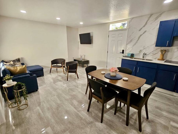 Welcome To Our Cozy Apartment - Plant City, FL