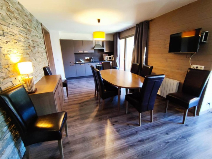 Superbe Appartement à Isola 2000, 8 Couchages, Parking Privé, à 5 Min Des Pistes Et Commerces - Isola