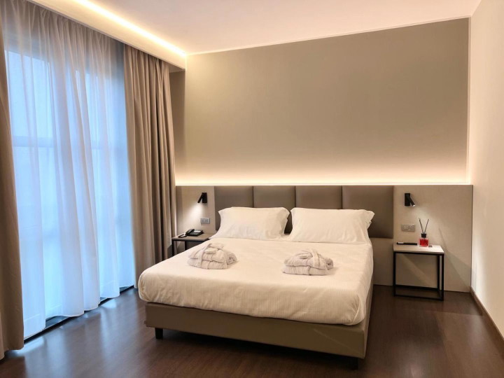 Unico Hotel - Rho, İtalya