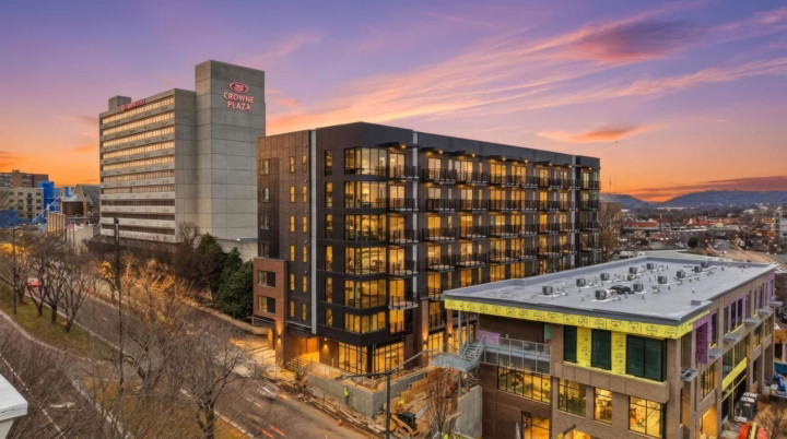 Beautiful New Construction Condo Downtown Knox - Knoxville, TN