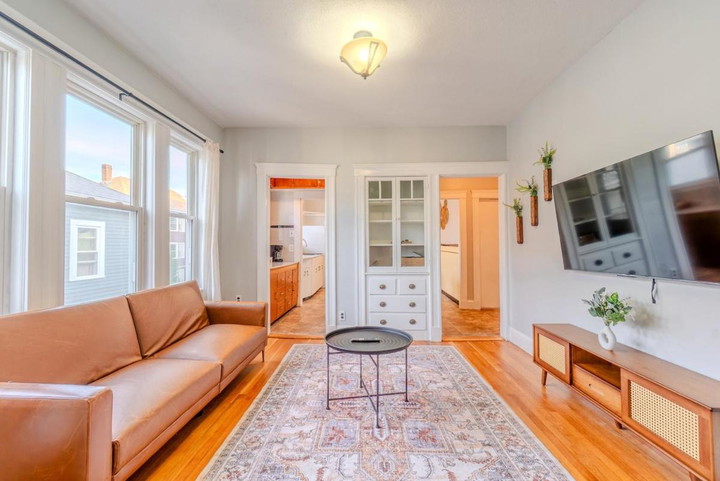 Spacious 3br 4 Queen Bed Near Boston & Transit - 케임브리지