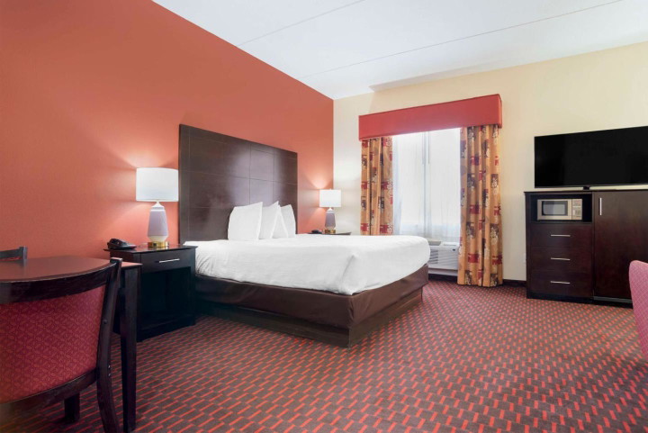 Best Western Plus Flowood Inn & Suites - Jackson, MS