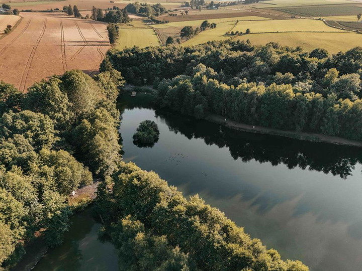 Dôme Géodésique Exceptionnel En Pleine Nature - Bastogne