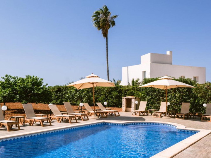 Villa Km2 Is A 5 Min Drive From Playa Den Bossa - Ibiza City