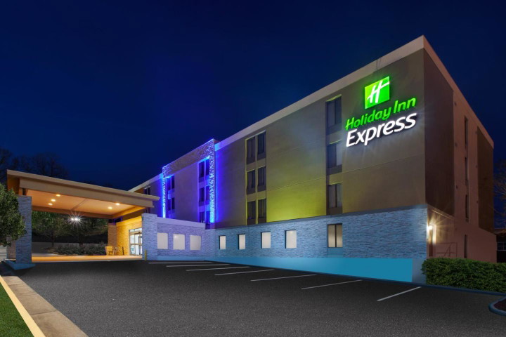 Holiday Inn Express Fairfax-arlington Boulevard By Ihg - Annandale, VA