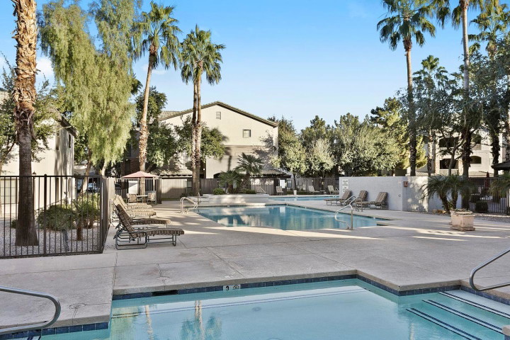 Cozysuites At Chandler - Sun Lakes, AZ