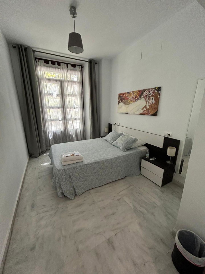 The Spot Central Hostel - Gines