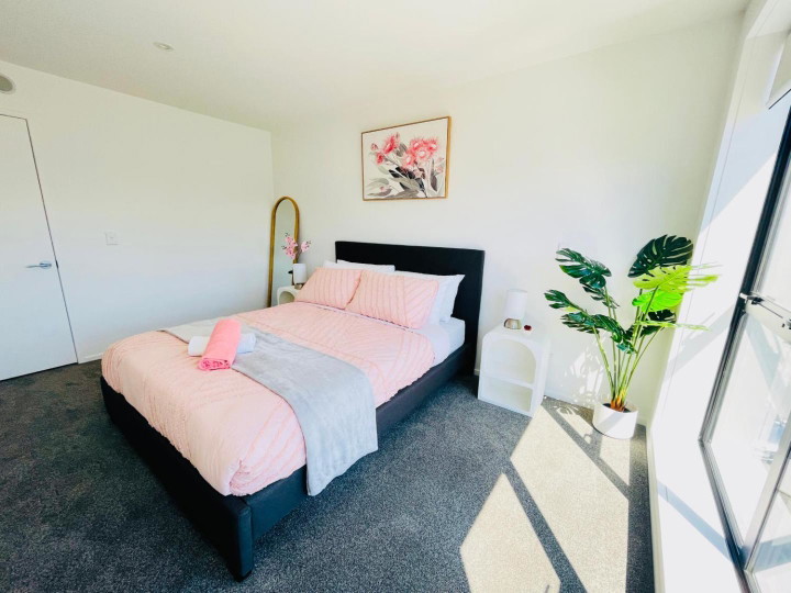 Walking Distance To Riverside Market & Hospital - Christchurch
