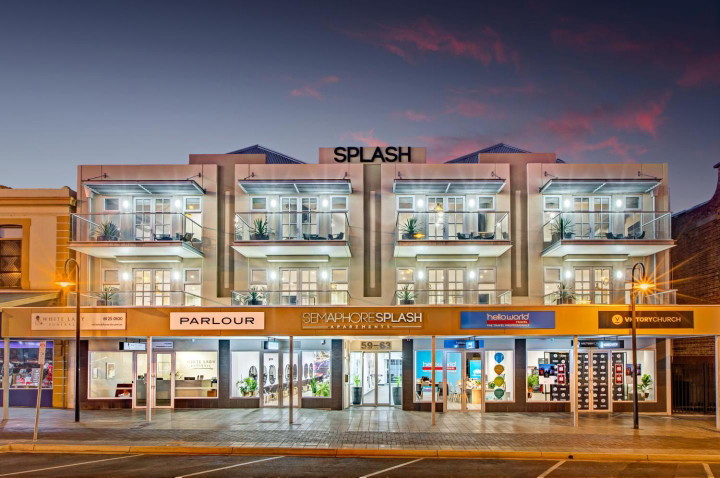 Semaphore Splash Apartments - Adelaide