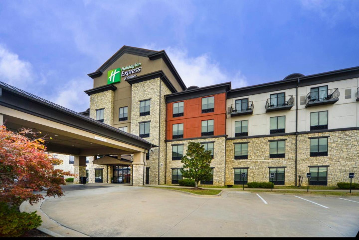 Holiday Inn Express Conway By Ihg - Conway, AR