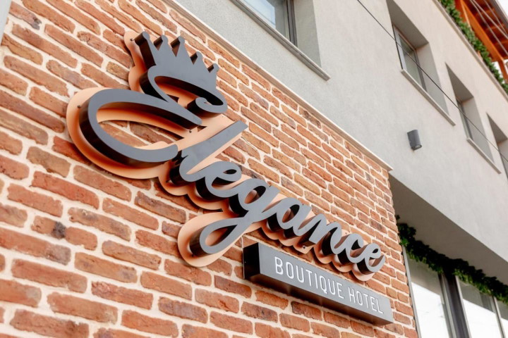 Elegance Boutique Hotel - Korçë