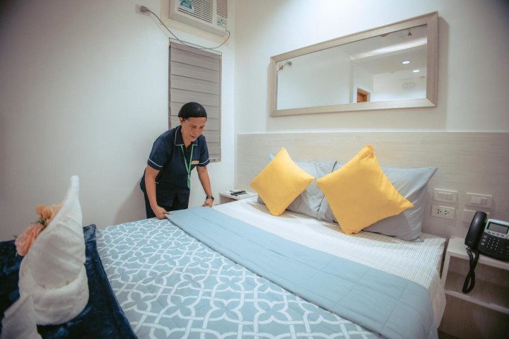 Graham Hotels & Suites - Angeles