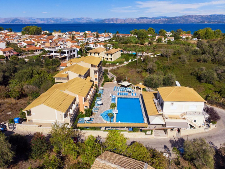 Kavos Plaza Hotel - Kavos