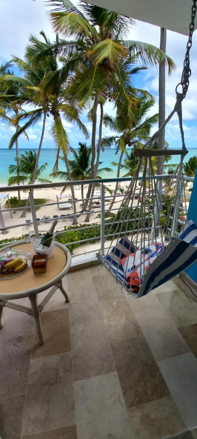 Room Beach-front With Private Bathroom -Adults Only - Punta Cana