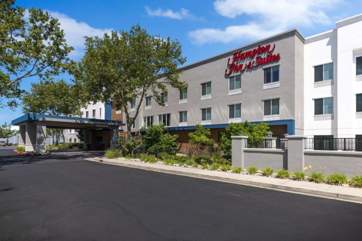 Hampton Inn & Suites Yuba City - Yuba City, CA