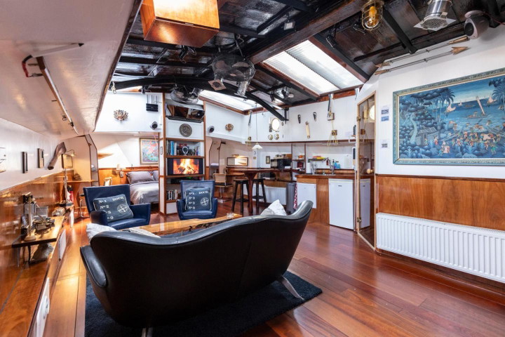 Anna Houseboat - Amsterdam