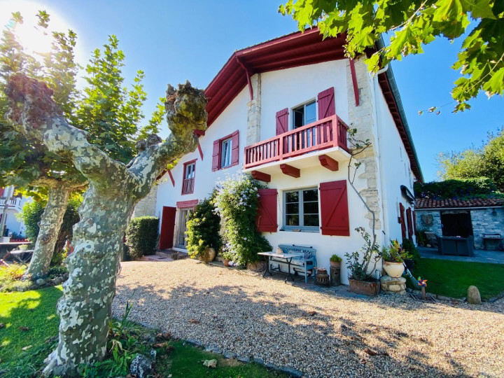 "Palomar", Duplex De Charme 80m2 - 2 Ch - 2 Sdb - Parking Et Terrasse - Ascain