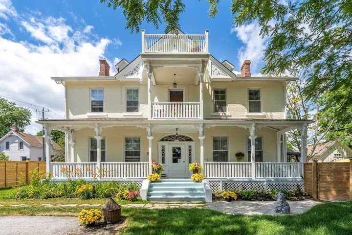 Lakehurst Estate - Cobourg, Canada