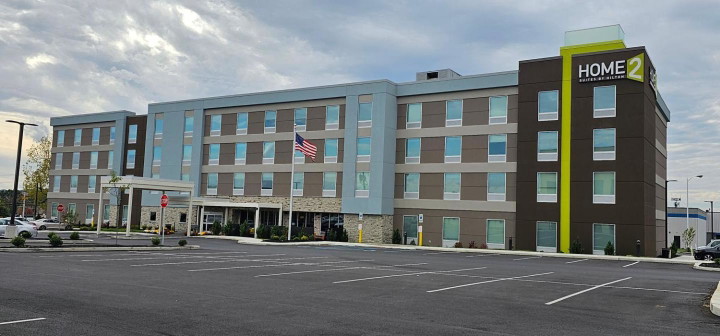 Home2 Suites By Hilton Allentown Bethlehem Airport - Allentown, PA