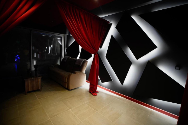 L Unique Cinéma Room - Grenoble