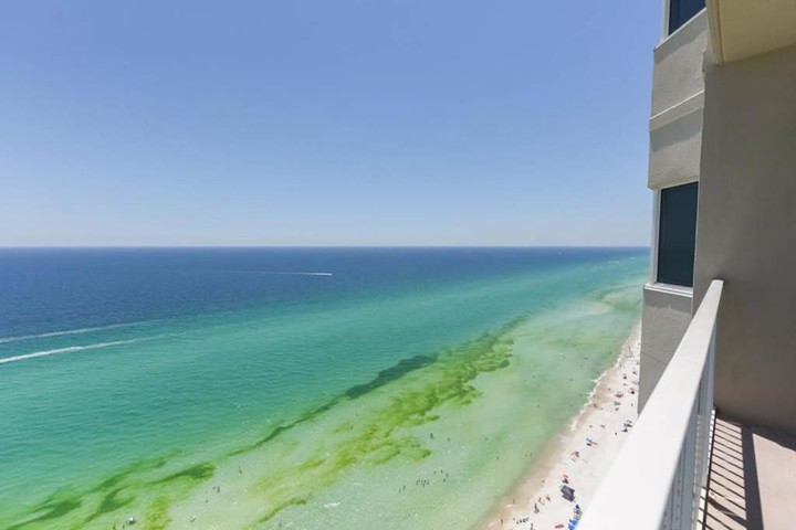 22nd Floor Gorgeous Gulf-front Condo With Shared Hot Tubs Pools & Beach Service - Panama City Beach, FL