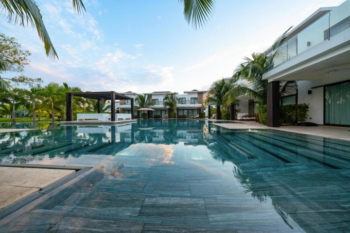 2 Bedrooms Villas With Direct Entry To The Pool - Guatemala