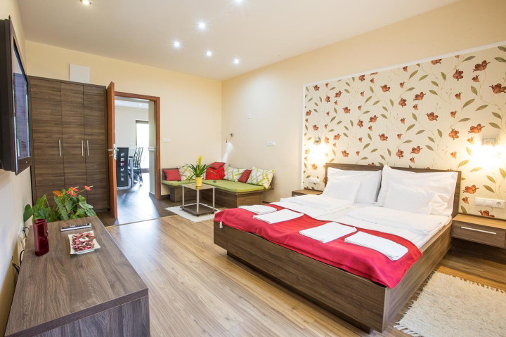 Nyirfa Apartmanház - Ungarn