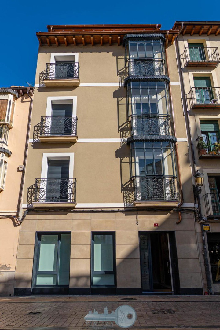 Edificio 1521 - Lardero