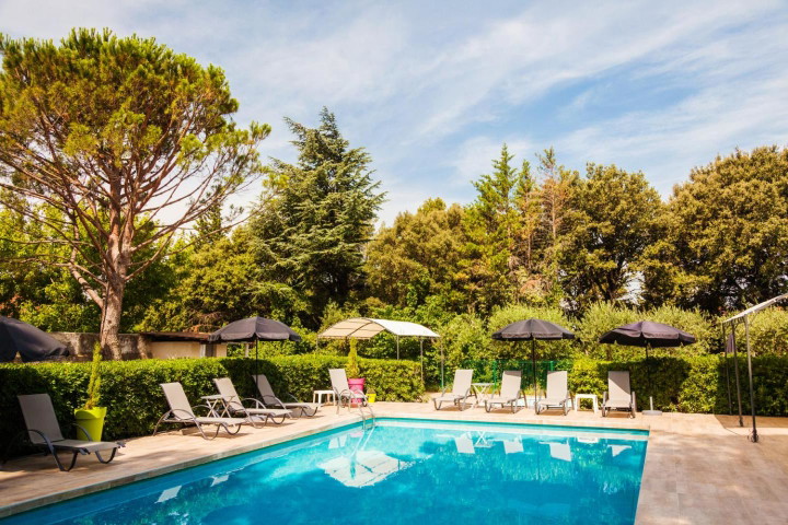 Le Petit Manoir Hotel Provence - Gard