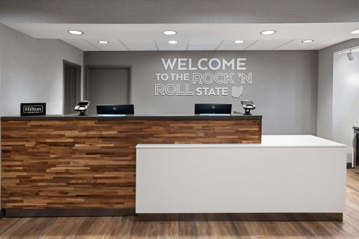 Hampton Inn Cleveland-airport/tiedeman Road - Cleveland, OH