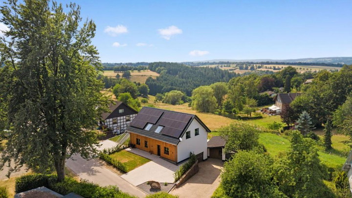 Eifelruhe Monschau Wellness Mit Whirlpool Und Sauna - Montjoie