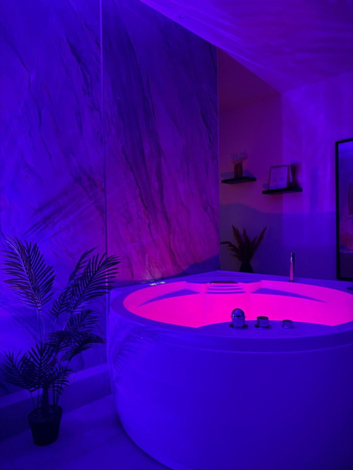 Wellnesswohnng - Sauna - Whirlpool - Relax - Duisburg