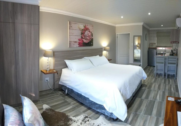Schnehage Self Catering - Bloemfontein