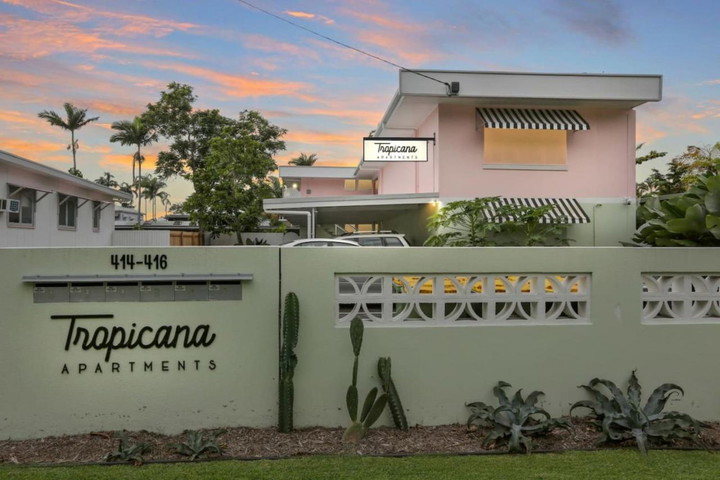 Tropicana Hideaway - Cairns