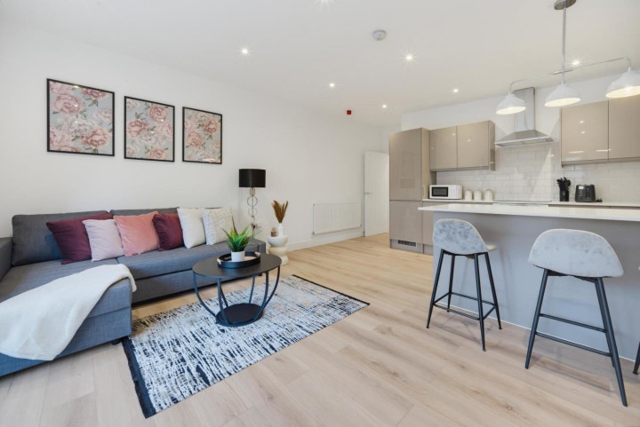 City Escape 2br, Terrace & Parking - Newport