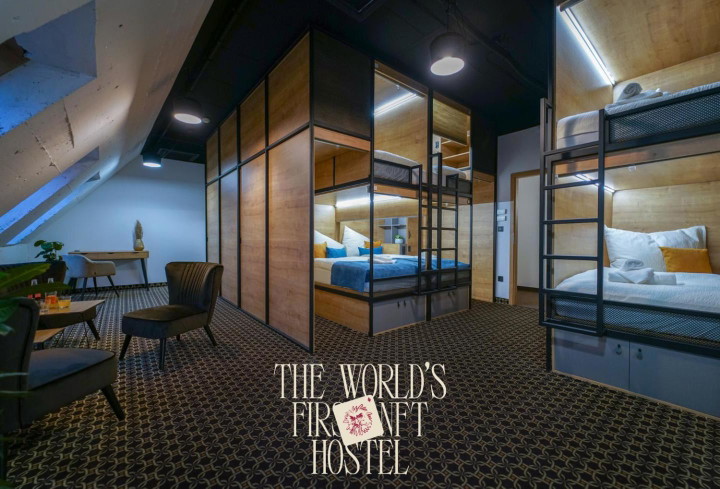 Chors Like A Hotel - Capsule & Nft Boutique Hostel Bratislava - City Center - Slovakia