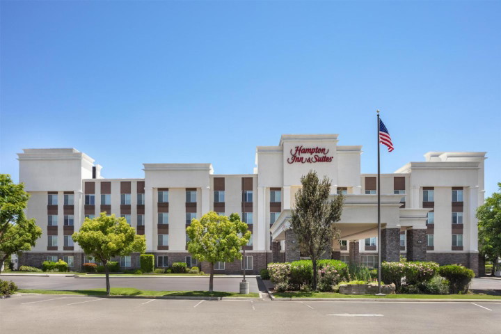 Hampton Inn & Suites Fresno - アメリカ フレズノ, CA