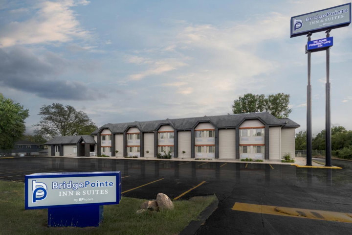 Bridgepointe Inn & Suites By Bphotels, Council Bluffs, Omaha Area - Council Bluffs, IA