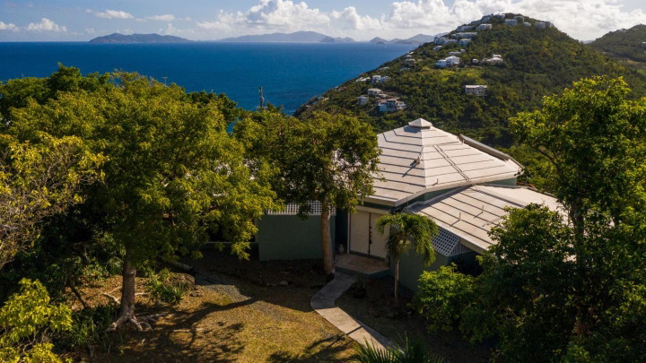 Chateau Nightwind - Saint Thomas