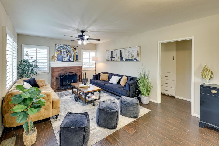 4 Mi To Dtwn: Riverside Gem W/ Pool & Game Room - Fontana, CA