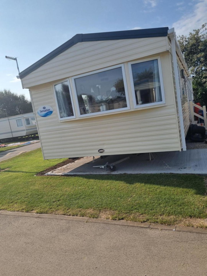Seaside Caravan Skipsea Sands - North Yorkshire