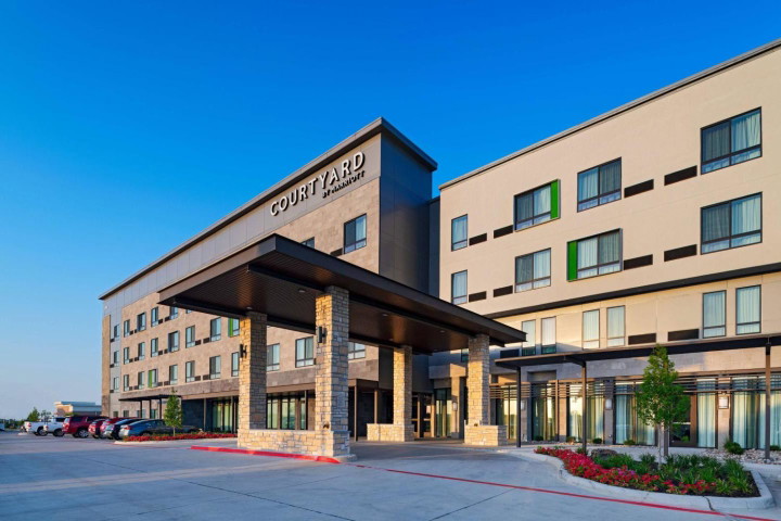 Courtyard Dallas Grand Prairie - Grand Prairie, TX